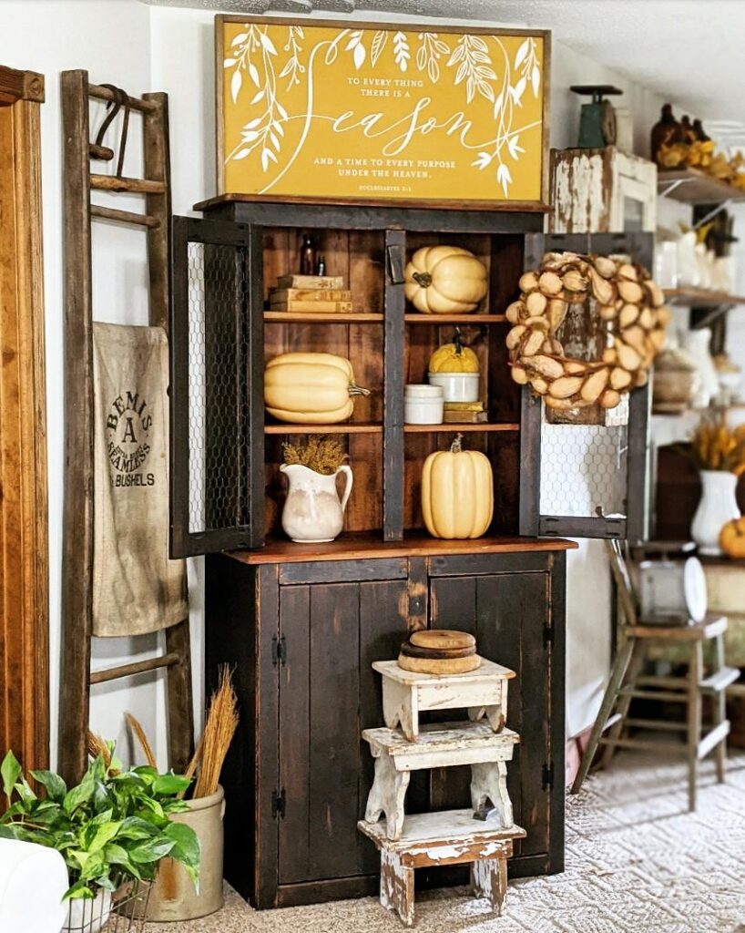Fall Decor Home Tour - Down Shiloh Road